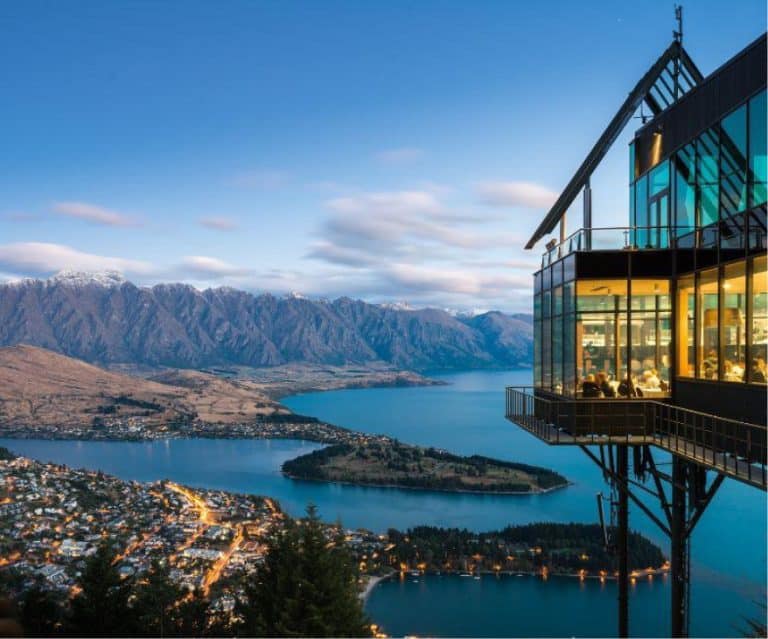 Destination Guide - Crowne Plaza Queenstown